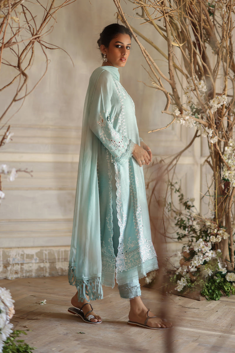 Sky Hues – Nida Azwer PK