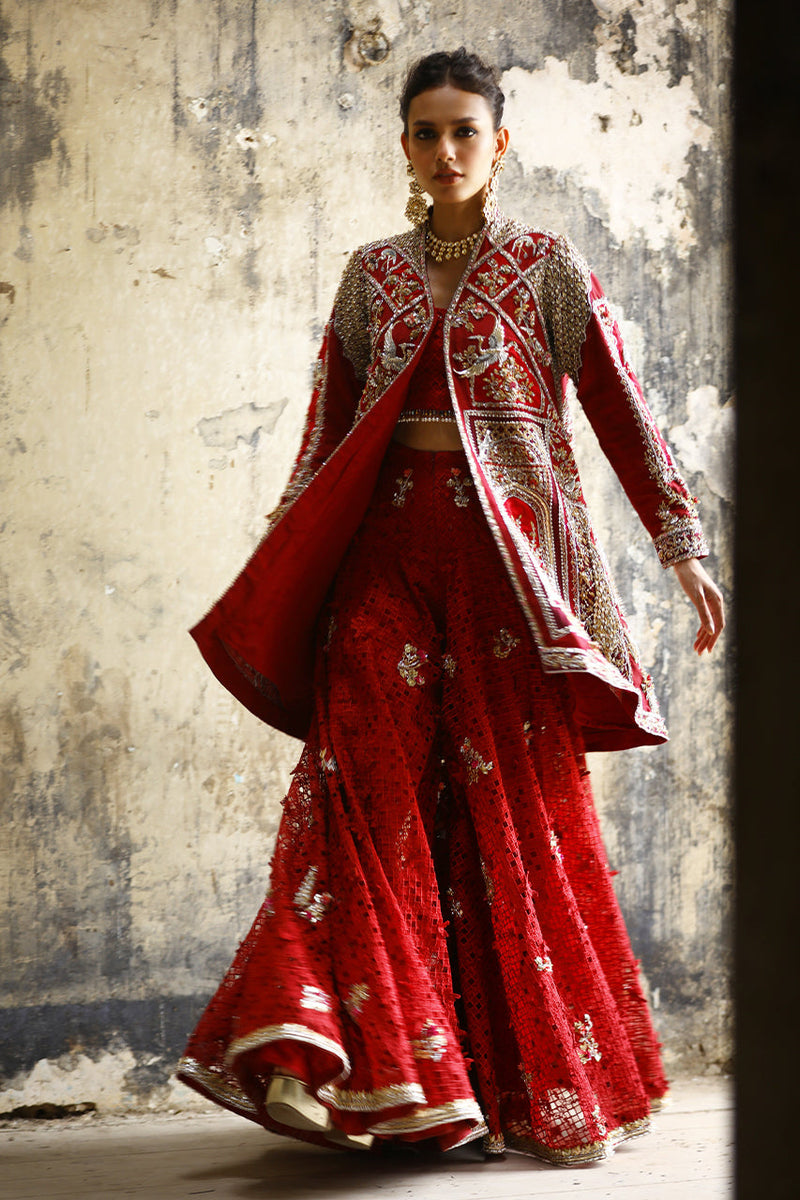 Niloufar – Nida Azwer PK